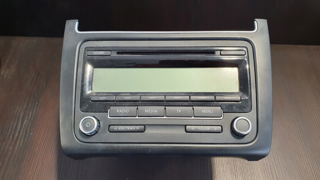 POLO V 6R GOLF VI RADIO CD 5M0035186AA - 8927327843 - oficjalne archiwum Allegro