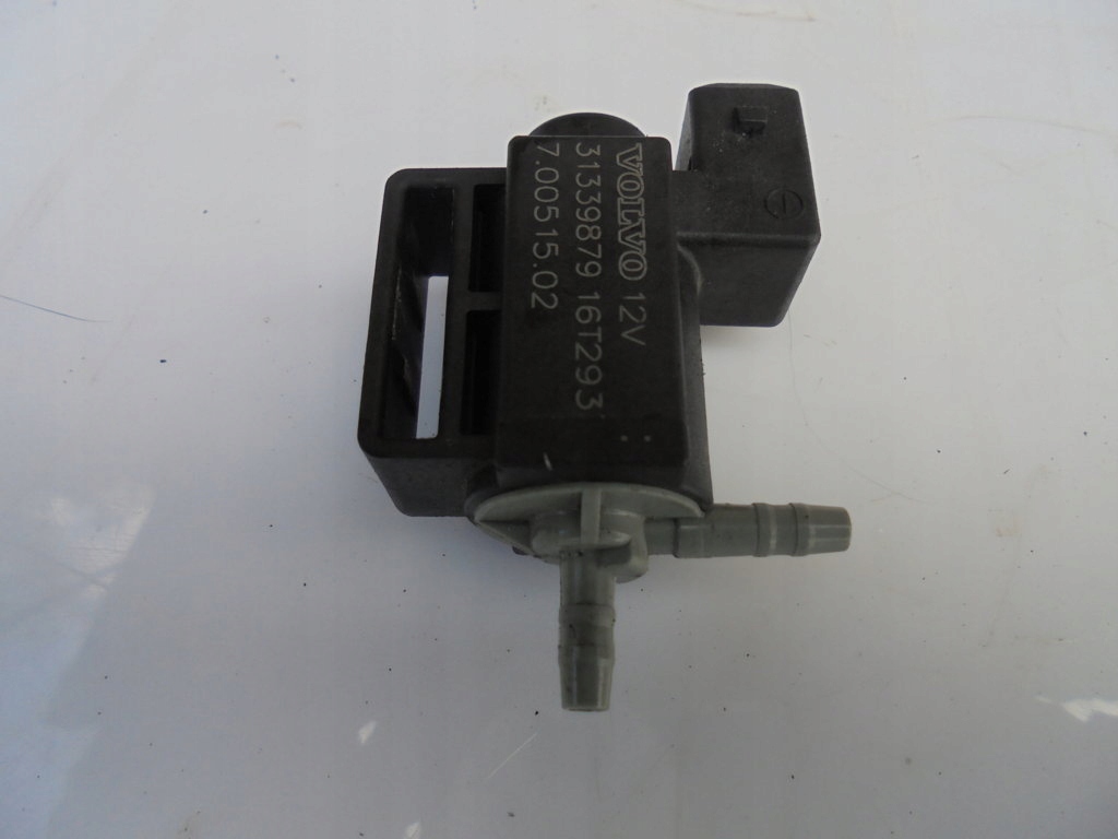 VOLVO V40 II 2.0D ZAWÓR PODCIŚNIENIA 31339879 - 8106006221 - oficjalne ...
