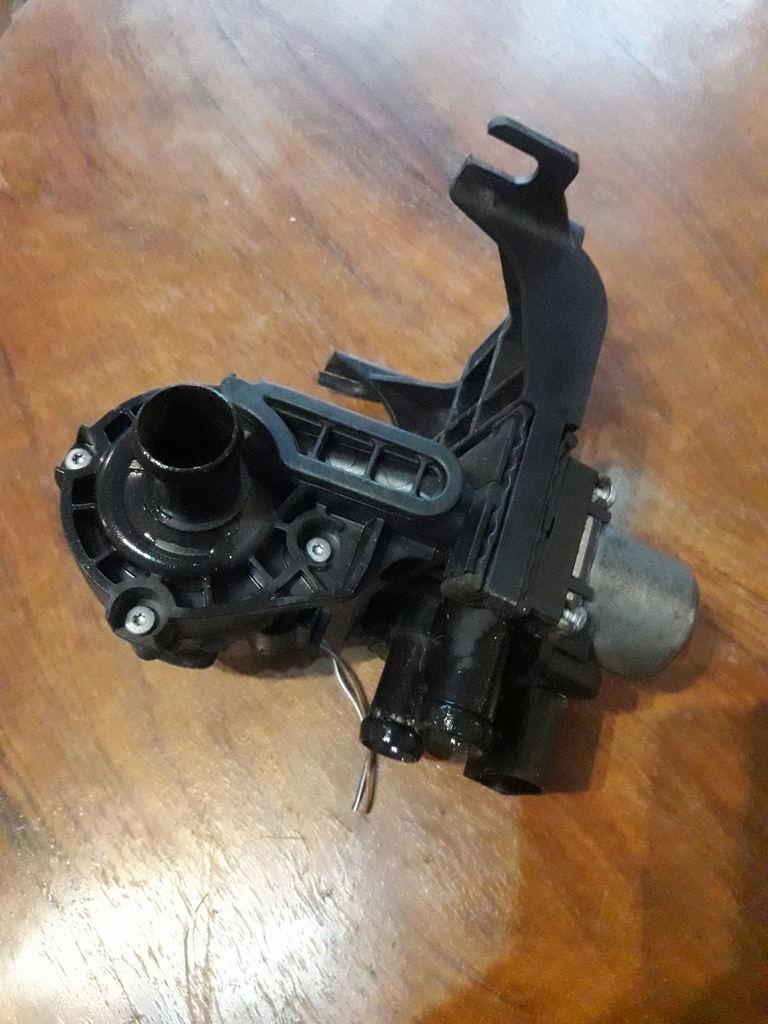 POMPA BIEGU WODY AUDI A6 C6 0392023007 - 10066344341 - oficjalne ...