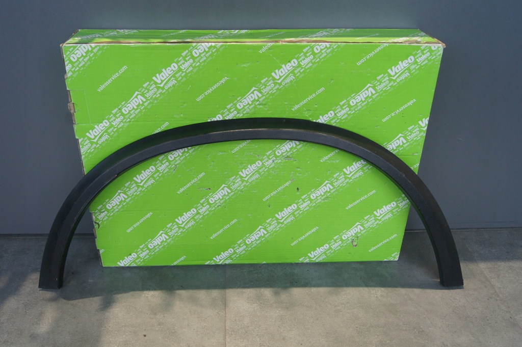 LISTWA BŁOTNIKA MERCEDES GLC PRAWA TYLNA A2538851401 - 14685366045 ...