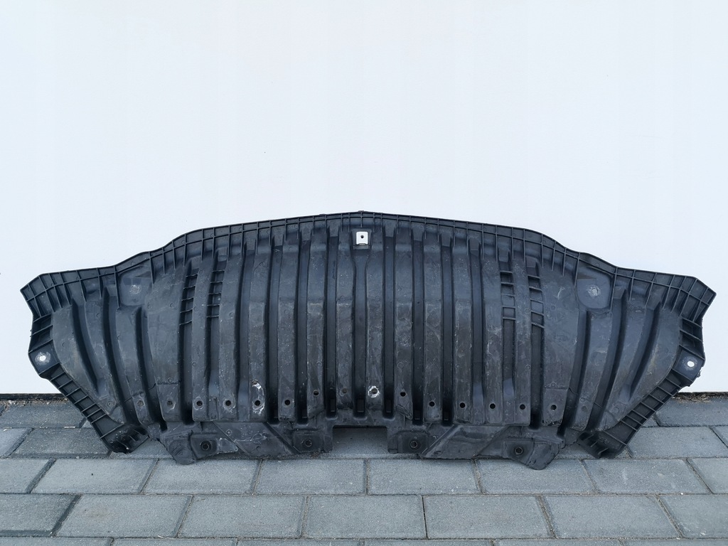 Osłona zderzaka Mercedes W205 - 12177875313 - oficjalne archiwum Allegro