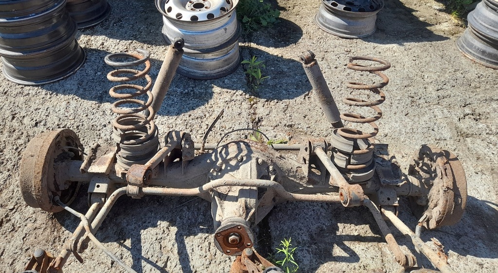 NISSAN TERRANO II 2 2,7 TD MOST TYLNY OŚ TYLNA - 12641030644 ...