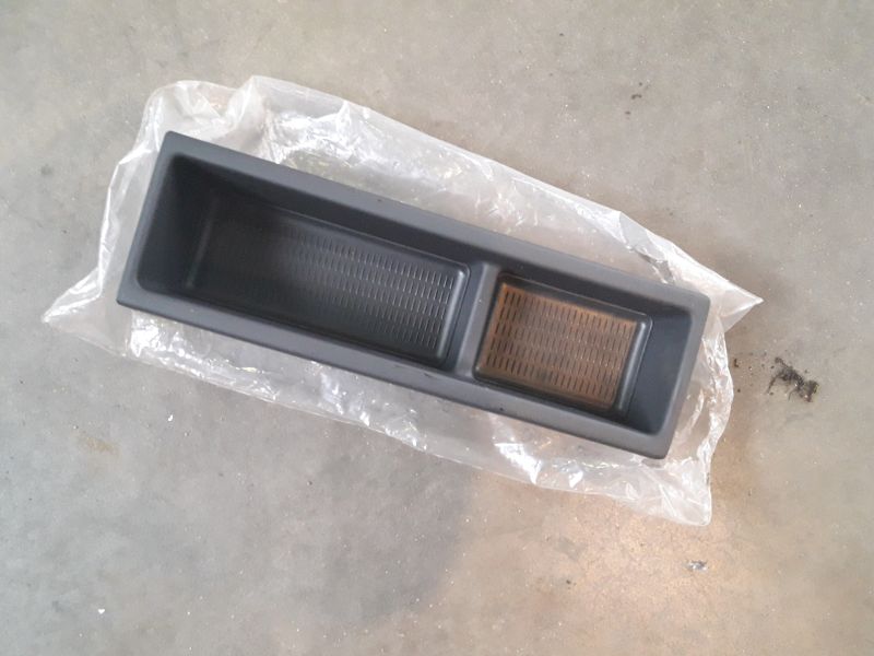 BMW e46 NOWE korytko koryto wkład podłokietnik - 7237483927 - oficjalne ...