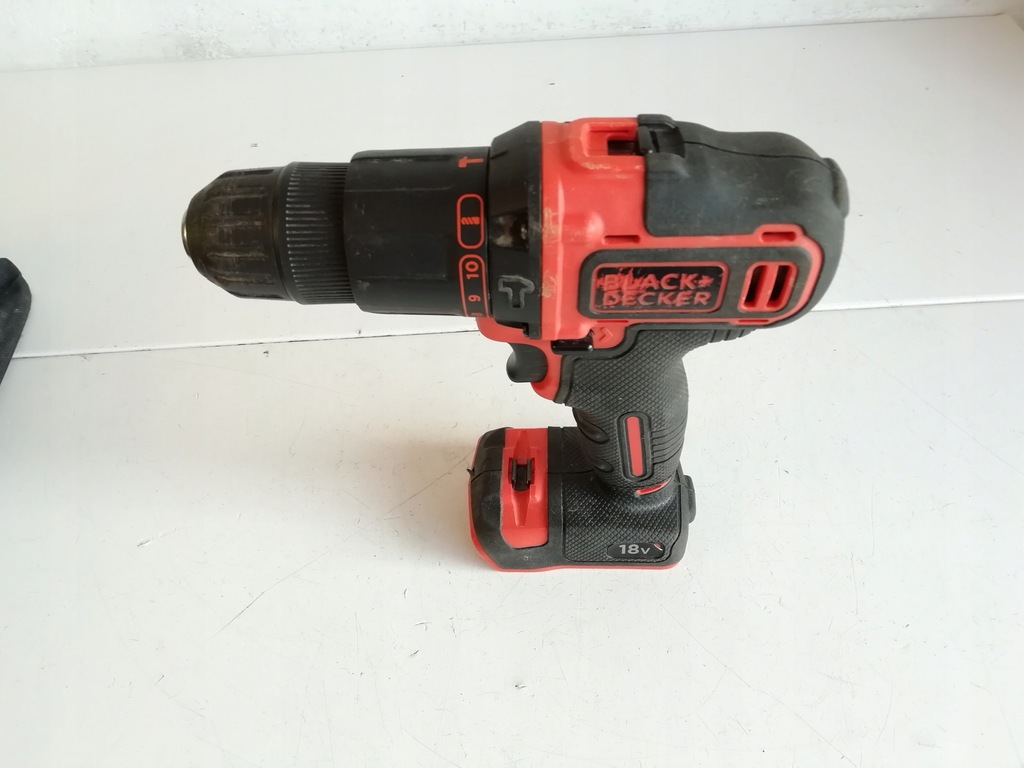 Wkrętarka Black+Decker BCD700S 18V body - 13658065715 - oficjalne ...