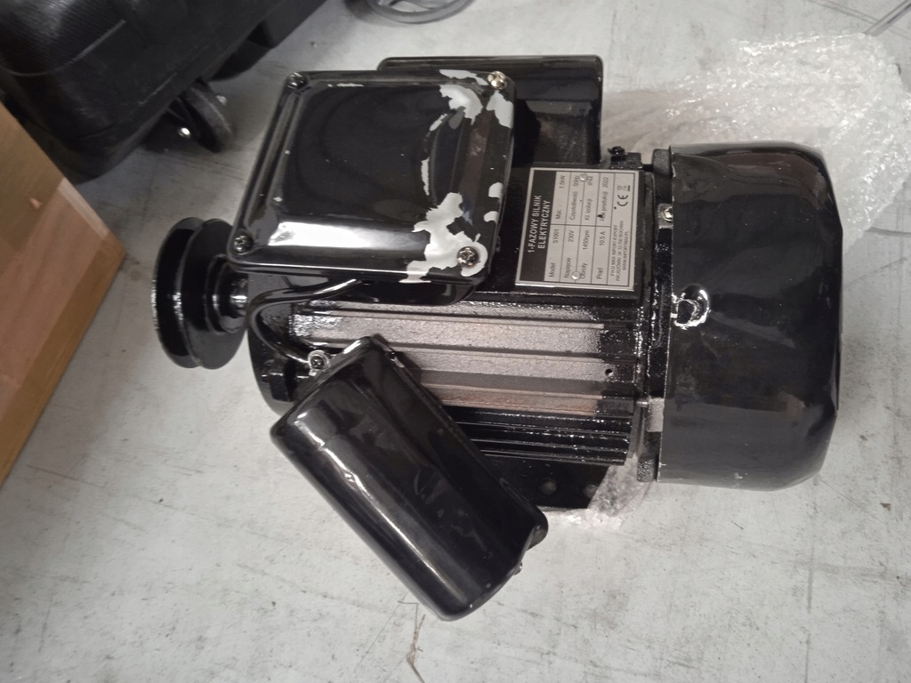 SILNIK ELEKTRYCZNY 1 FAZOWY 1,5kW K-118 - 14141626251 - oficjalne archiwum Allegro