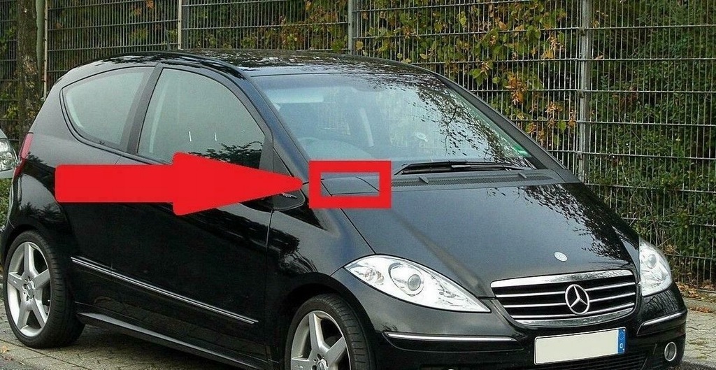 Osłona podszybie prawe Mercedes W169 A1698300075 - 11932717210 ...