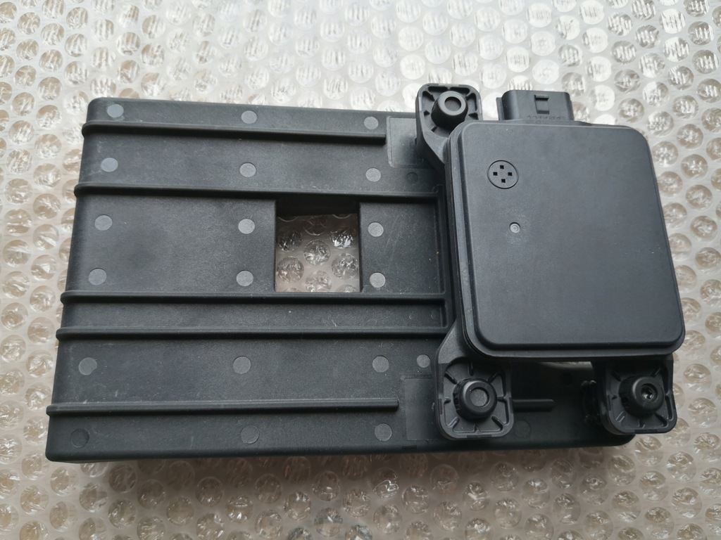 HYUNDAI IONIQ 5 2021- RADAR SENSOR ACC DISTRONIC - 13780760890 ...