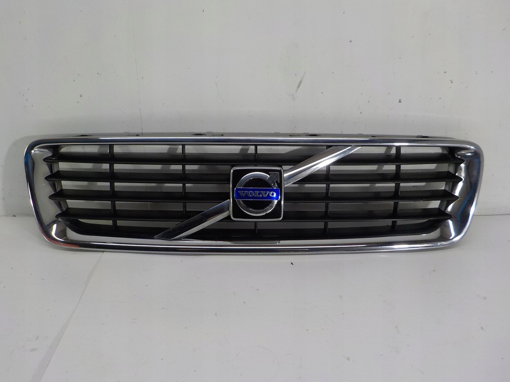 VOLVO C30 GRILL ATRAPA ZDERZAKA - 15262530558 - oficjalne archiwum Allegro
