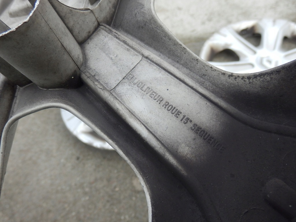 Renault Scenic III kołpaki 15'' oryginalne komplet - 11366605497 ...
