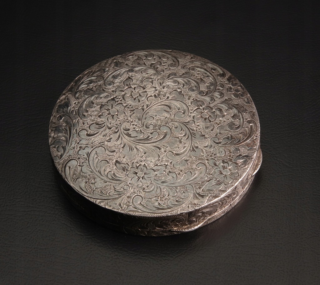 ANK STARA PUDERNICZKA przedwojenna ładna srebro - 14366920408 ...