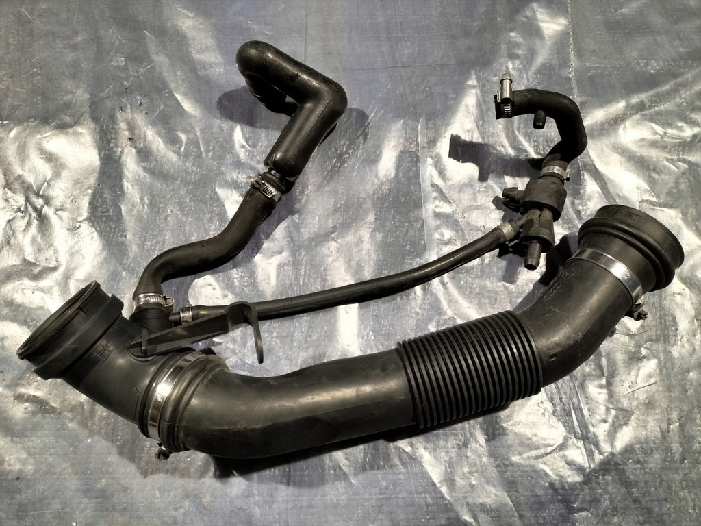 RURA PRZEWÓD POWIETRZA AUDI A4 B5 VW PASSAT B5 1.8 - 13329551112 - oficjalne archiwum Allegro