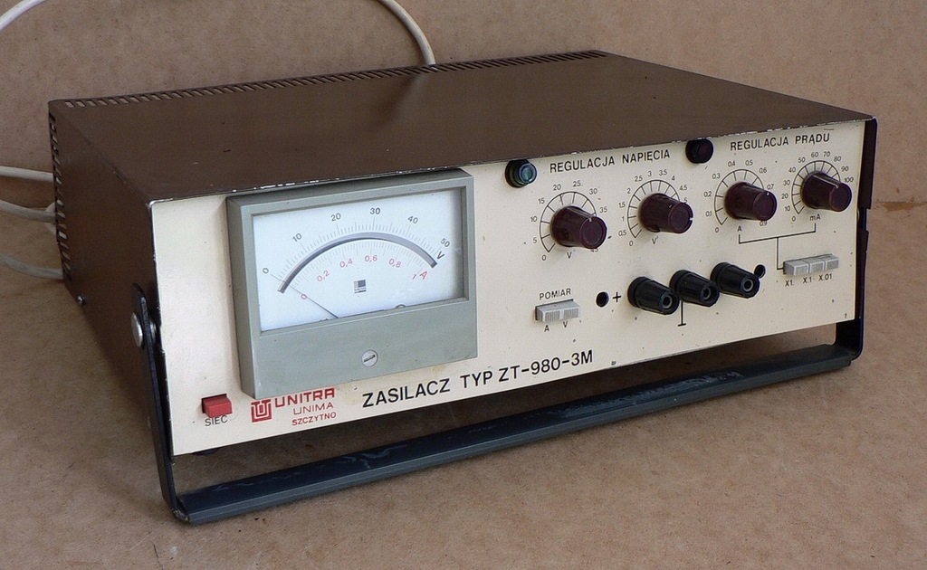 ZASILACZ laboratoryjny __ UNITRA ZT-980-3M 50V/1A - 9522114429 ...