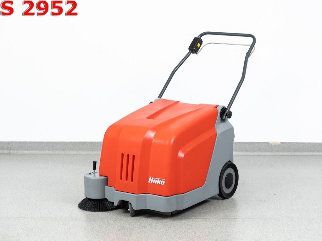 ZAMIATARKA HAKO SWEEPMASTER B500 NOWE BATERIE 2018r 2400m²/h 6500 netto ...