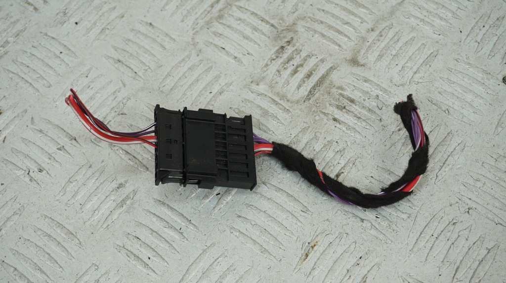 Купить MERCEDES W166 AMG СВЕЧИ ЛАМПЫ КУБ A0375453528: отзывы, фото и ...