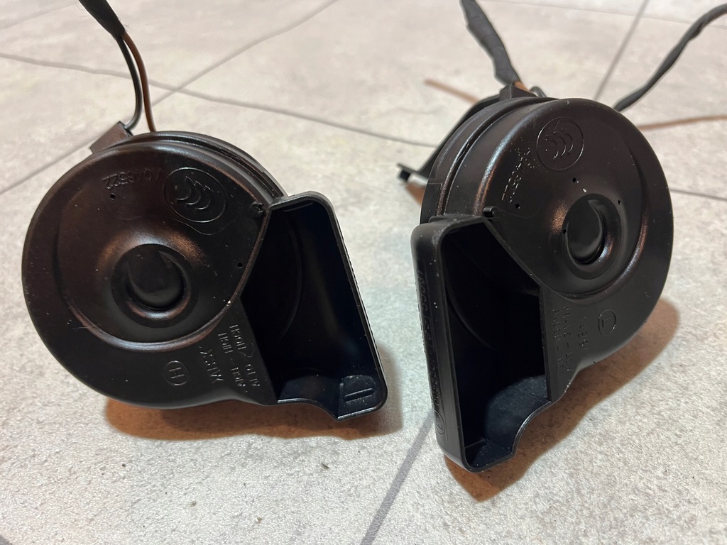 MERCEDES W212 W204 KLAKSON ORYGINAŁ STAN IDEALNY - 13764477753 ...