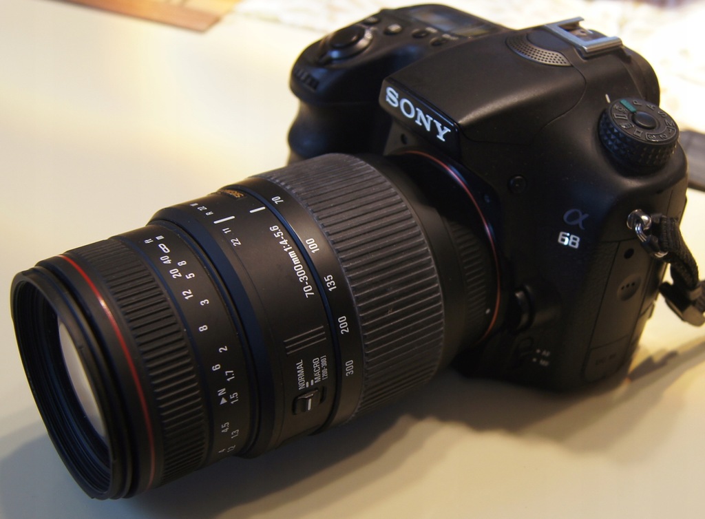 Sony ALPHA A68 + SIGMA APO DC 70-300 + SONY 55-200 SAM - 17086473541 ...