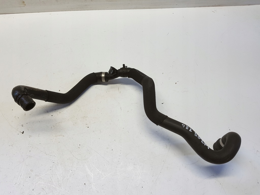 MERCEDES W205 CDI rura przewód chłodnicy wody - 11706604959 - oficjalne ...