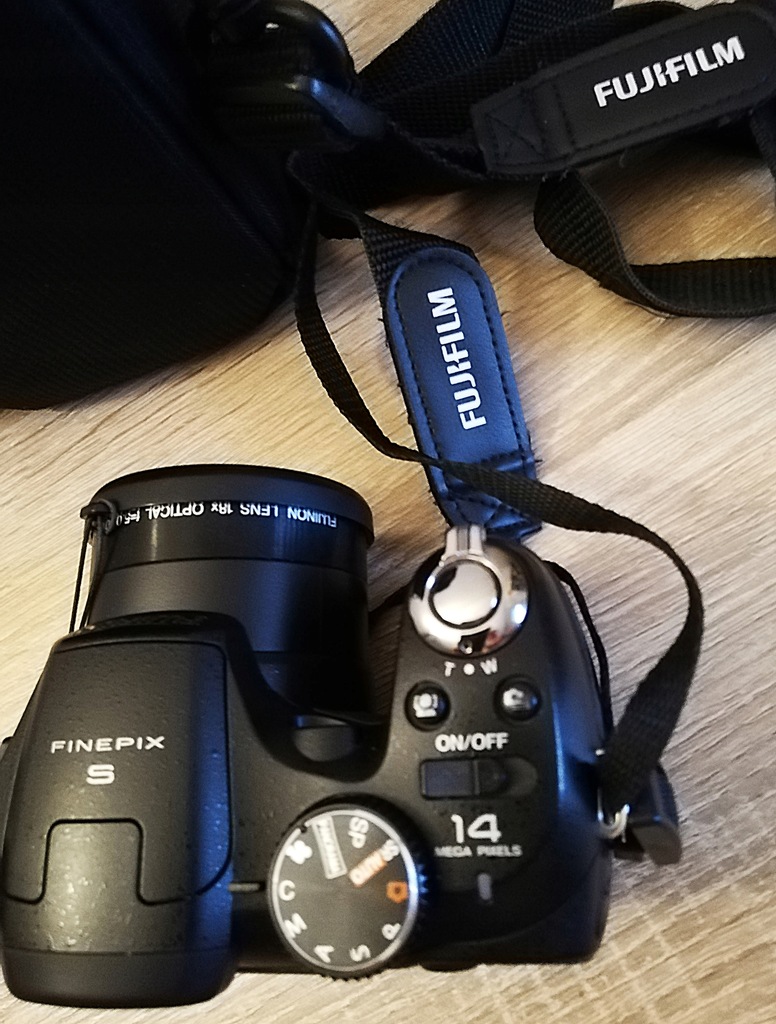 FujiFilm FinePix S2950_ Aparat cyfrowy_kompaktowy - 7753590401 - oficjalne archiwum Allegro