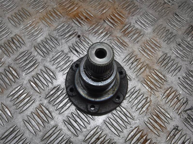 FLANSZA SKRZYNI BIEGÓW PÓŁOSI 5 BIEGÓW VW BORA 1.6 - 12901940932 ...