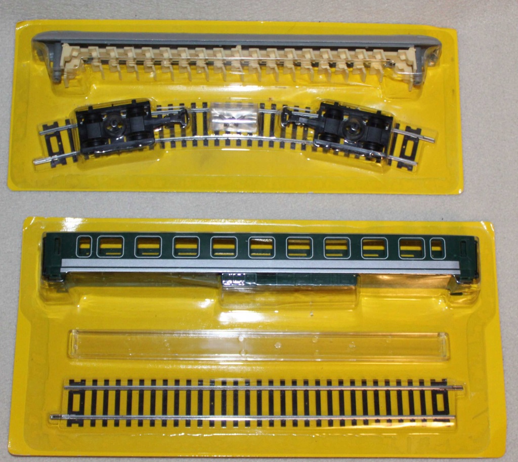 Wagon osobowy do montażu + tory H0 Eaglemoss - 13521897679 - oficjalne archiwum Allegro