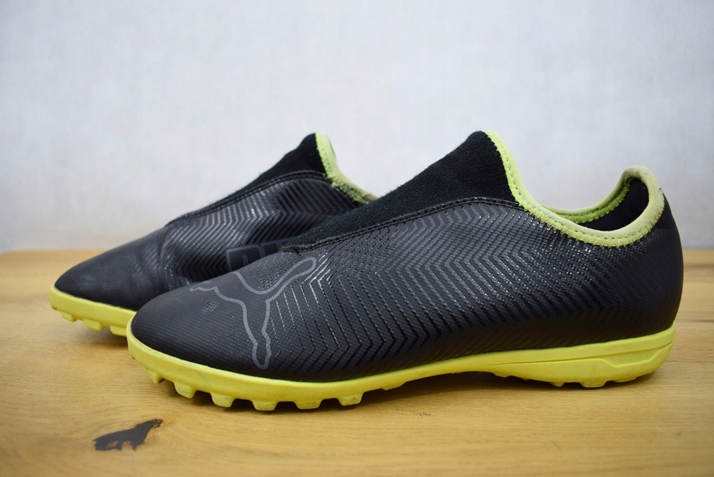 PUMA Finesse Astro Turf Football Boots, r 40,5 - 15624539259 ...