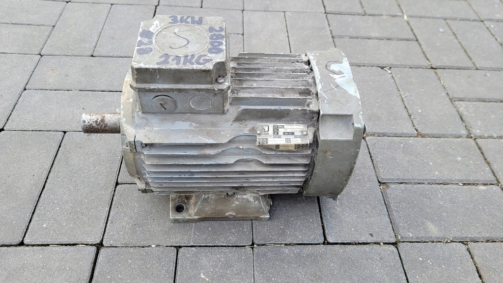 Silnik elektryczny 3KW 2800 2900 obrotów - 10157678079 - oficjalne archiwum Allegro