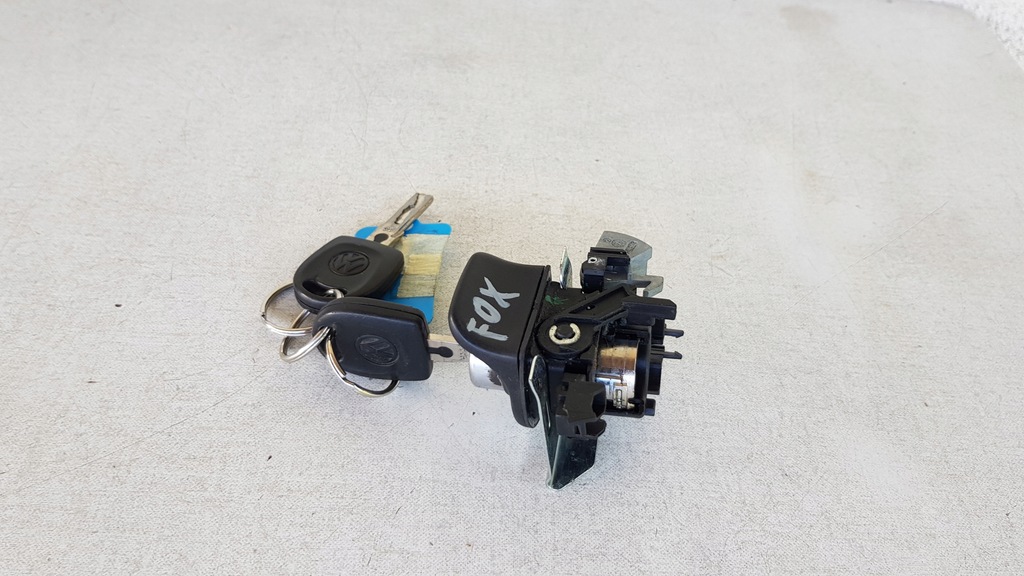 ZAMEK WKŁADKA KLAPY VW FOX - 12850401031 - oficjalne archiwum Allegro