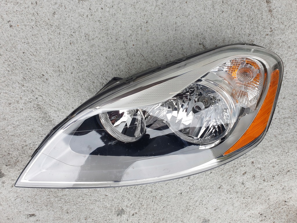 REFLEKTOR LAMPA LEWA VOLVO XC60 PRZED LIFT ZWYKŁA - 11315668387 ...