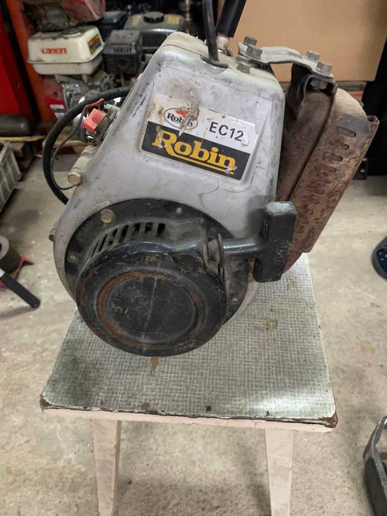 Silnik Robin EC 12 do skoczka - 10996303374 - oficjalne archiwum Allegro