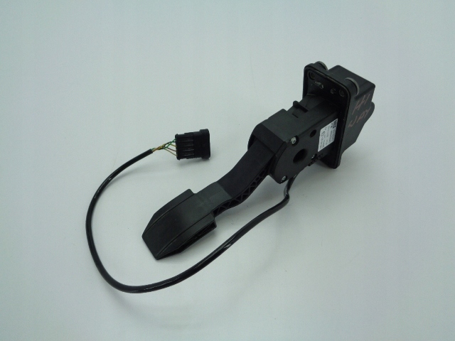 IVECO STRALIS HI-WAY PEDAŁ GAZU 600 NETTO - 7558383214 - oficjalne ...