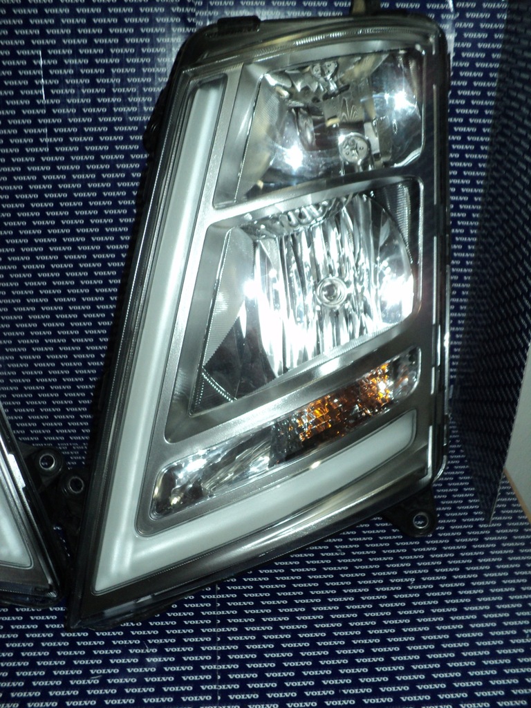 Lampa reflektor lewy Volvo FH4 oryginał 22239219 - 10093058325 ...