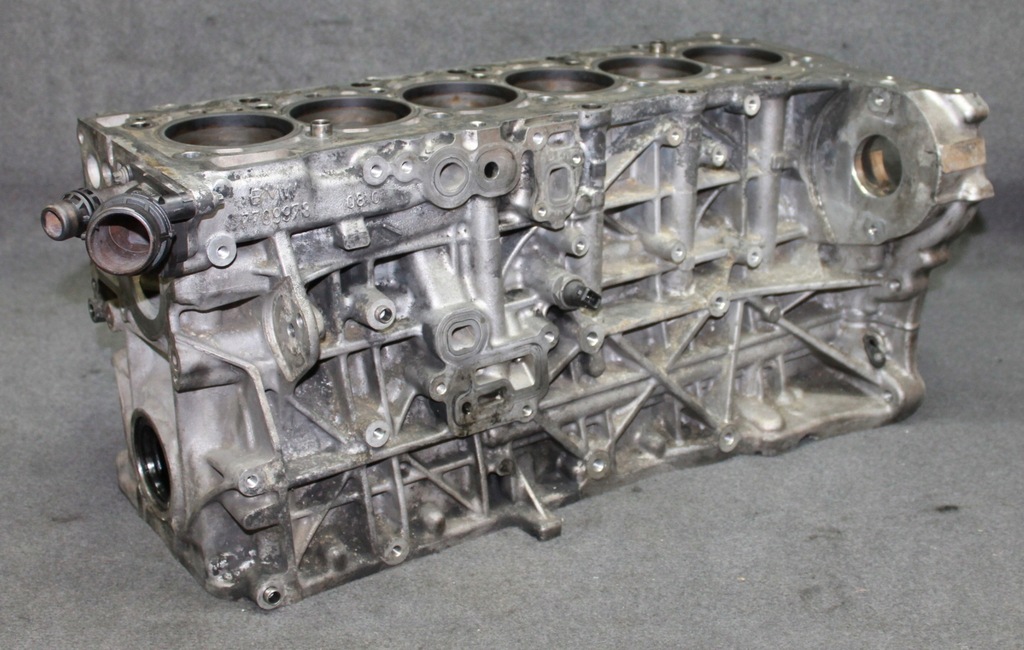 BMW E90 F10 E70 F01 N57 3.0D N57D30A BLOK SILNIKA - 13989246827 ...