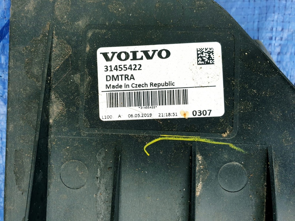 VOLVO XC40 2014- WLOT ŻALUZJA 31455422 - 8592117791 - oficjalne ...