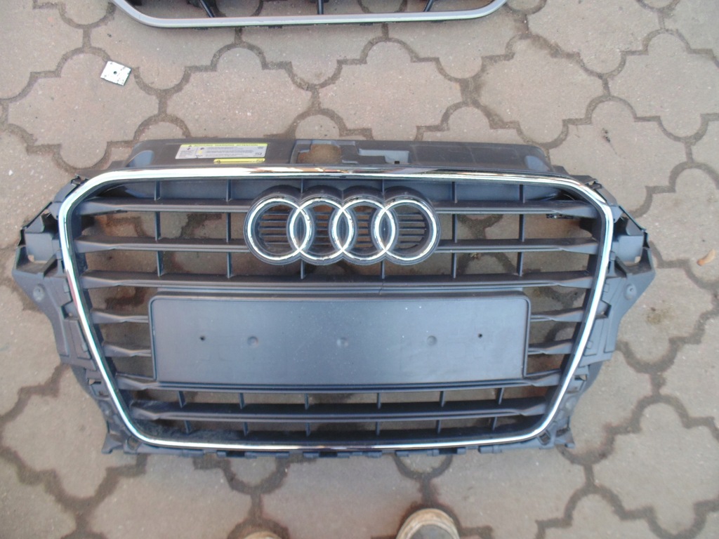 Atrapa grill Audi A3 8V3 8V0 2013- przedl liftem - 10247106387 - oficjalne archiwum Allegro