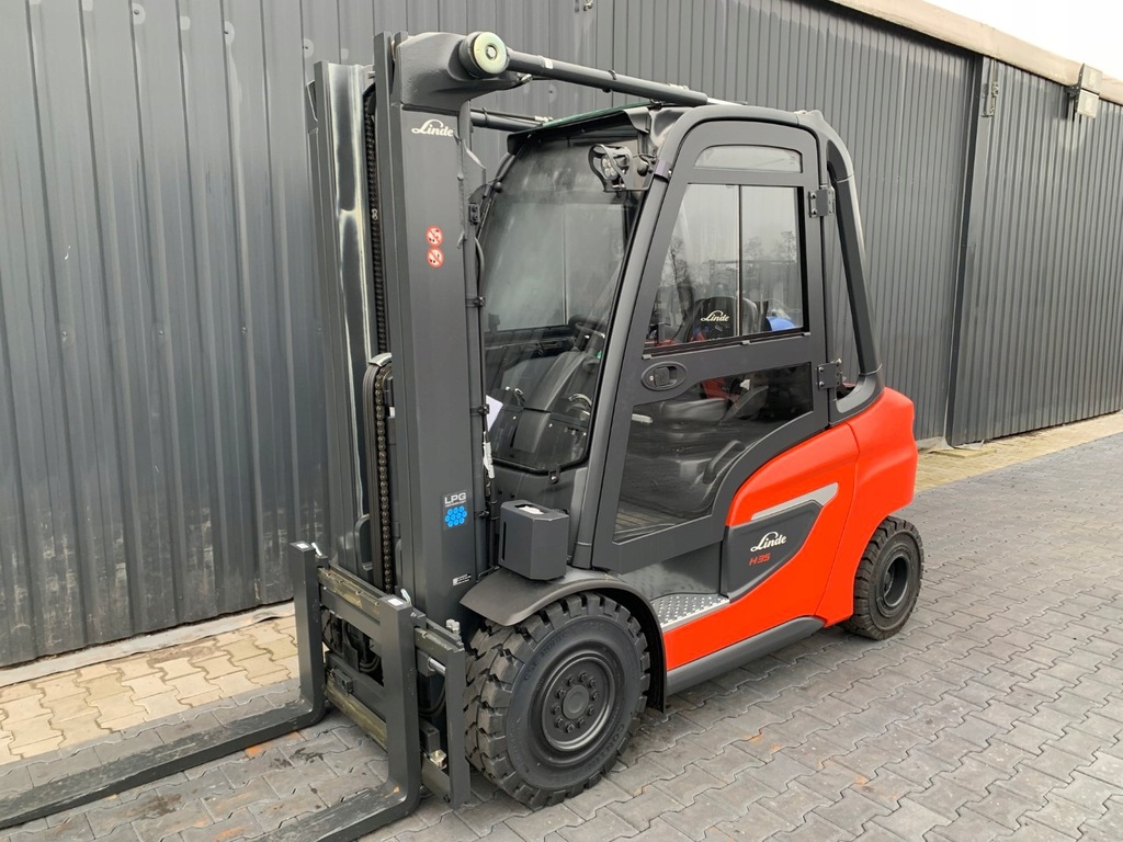 NOWY WÓZEK WIDŁOWY Linde H35T Triplex Kabina 2022 - 11858055157 ...