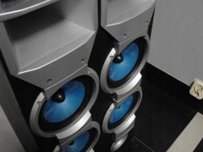 2 KOLUMNY WHARFEDALE ZALDEK S2000 2X250W - 7773864386 - oficjalne ...