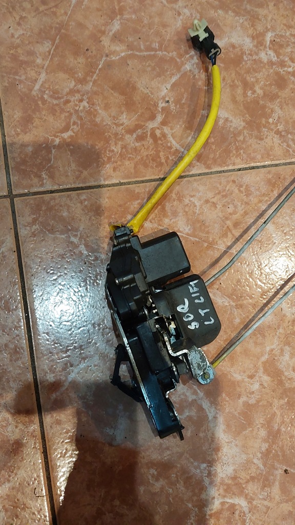 zamek drzwi kia sorento I lift lewy tył - 14788915292 - oficjalne archiwum Allegro