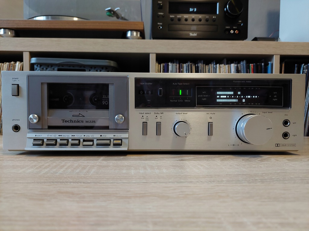 Magnetofon Technics M225 srebrny - 13001629899 - oficjalne archiwum Allegro