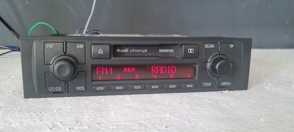 Audi A3 8L Chorus Radio kaseta 8L0035152B - 12811115195 - oficjalne archiwum Allegro