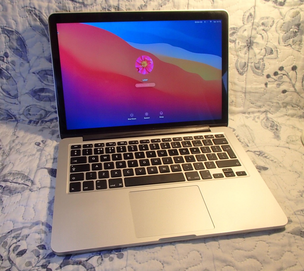 Apple Macbook Pro Retina i7 A1502 8/500GB stan bdb - 12836389244 ...