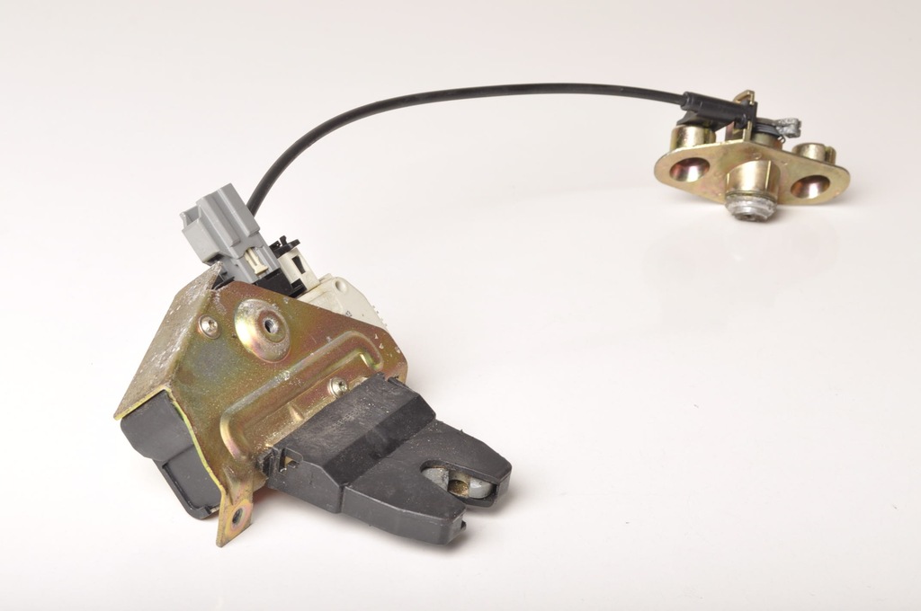 VOLVO S60 I ZAMEK BAGAŻNIKA KLAPY 8679694 WKLADKA - 14562404496 ...