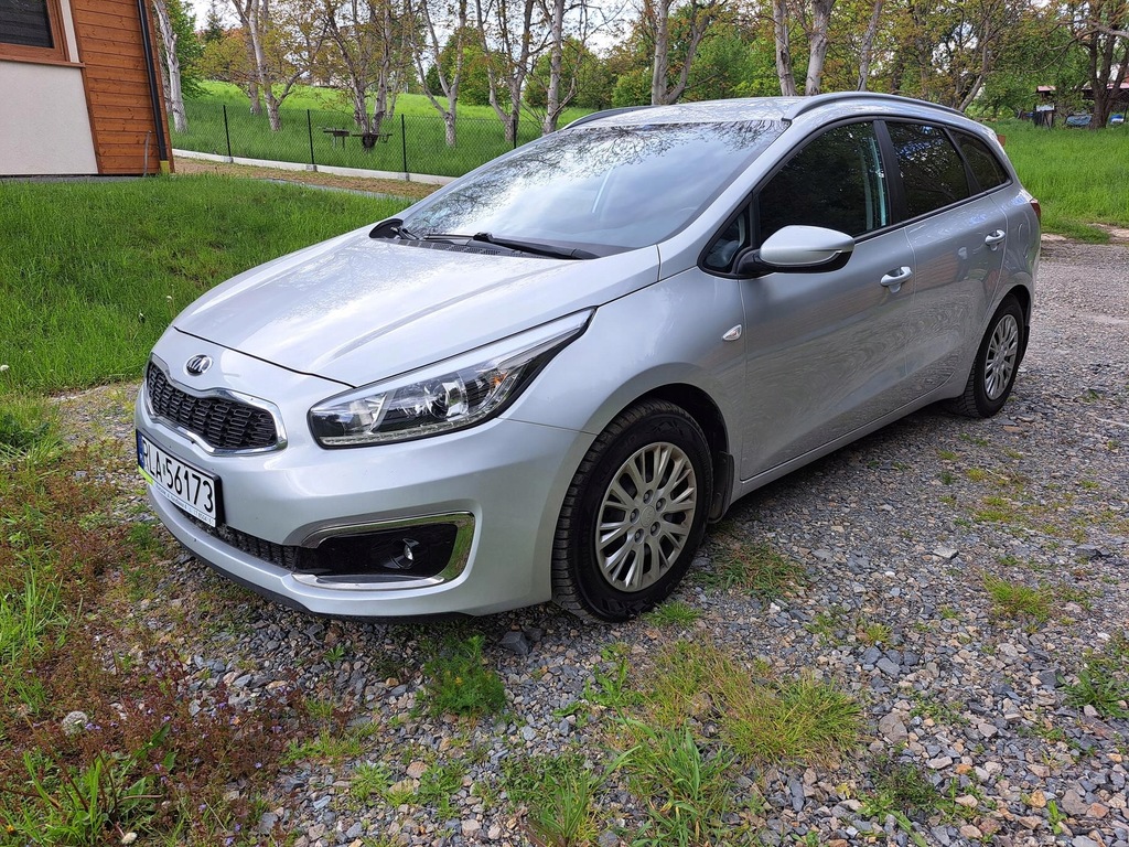 KIA CEE'D (JD) 1.6 CRDi 110 110 KM - 13703234615 - oficjalne archiwum ...