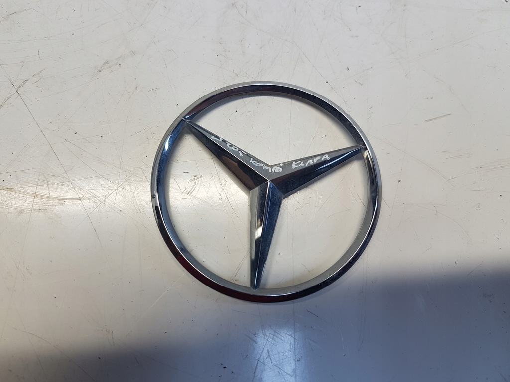 MERCEDES W205 KOMBI logo emblemat klapy tył - 13389058647 - oficjalne ...