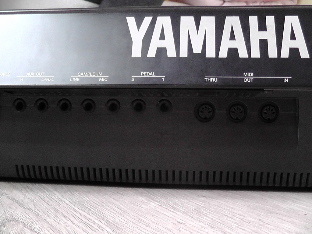 Купить Сэмплер Yamaha PSR-2700 и великолепная клавиатура.: отзывы, фото ...