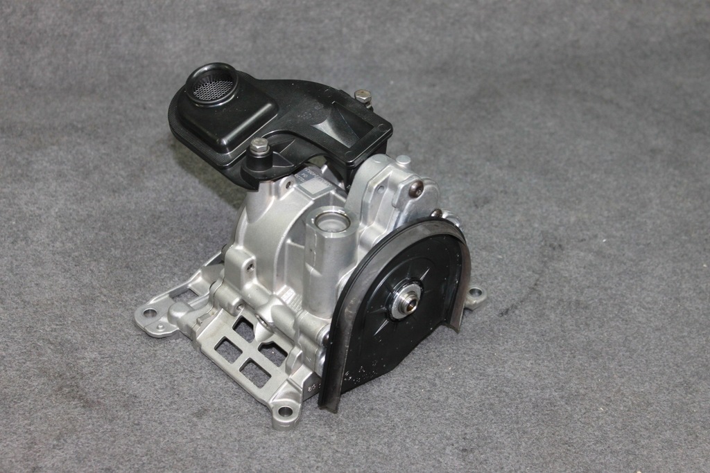 BMW F25 F30 F32 F10 F01 3.0D 4.0D N57 POMPA OLEJU - 14235841672 ...
