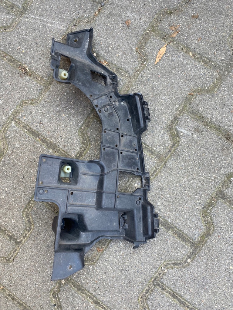 Mercedes C 205 2058850200 Uchwyt Końcówki Wydechu - 11136404292 ...