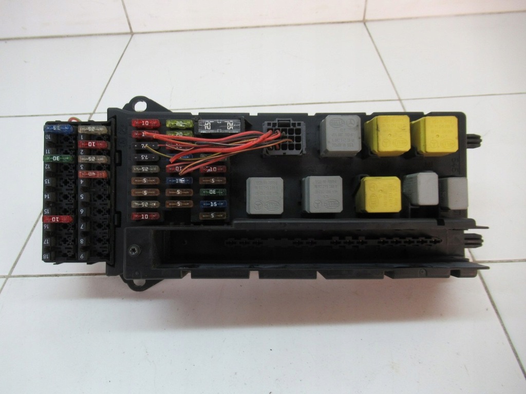 SKRZYNKA BEZPIECZNIKÓW VW CRAFTER I 2E SPRINTER 07 - 12206256489 - oficjalne archiwum Allegro