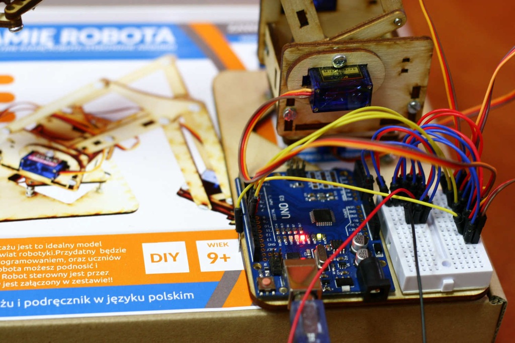 Ramię robota oparte o ARDUINO - zestaw do montażu - 7082566488 ...