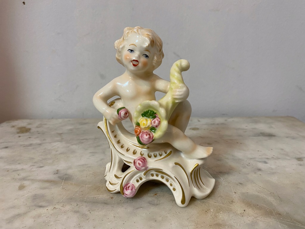 Figurka putto porcelana Goebel - 13145792483 - oficjalne archiwum Allegro