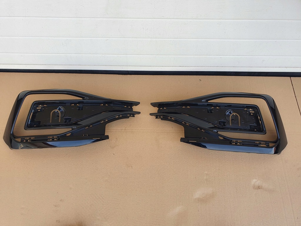 VW PASSAT B8 R-LINE KRATKA ZDERZAKA PRAWA LEWA - 12515764323 - oficjalne archiwum Allegro